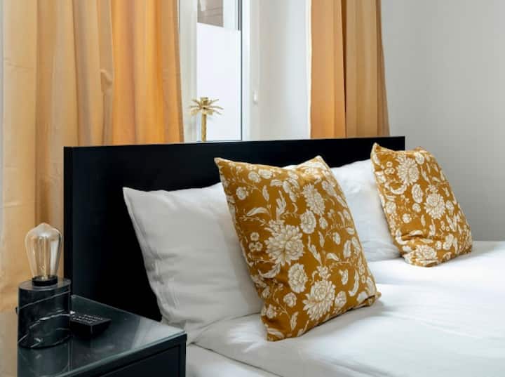 Charming Group Stay | Old Town | 3 Bath 3 Kitchens - Poznań