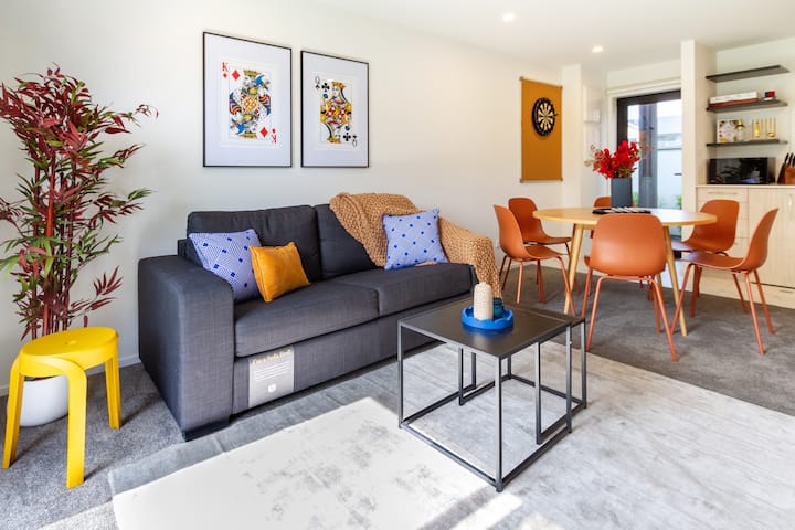 Bright & Stylish 2br Near Addington Park - Christchurch