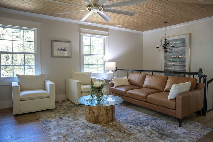 5 Minutes To Midtown - Chic And Cozy 3 Br - Raleigh