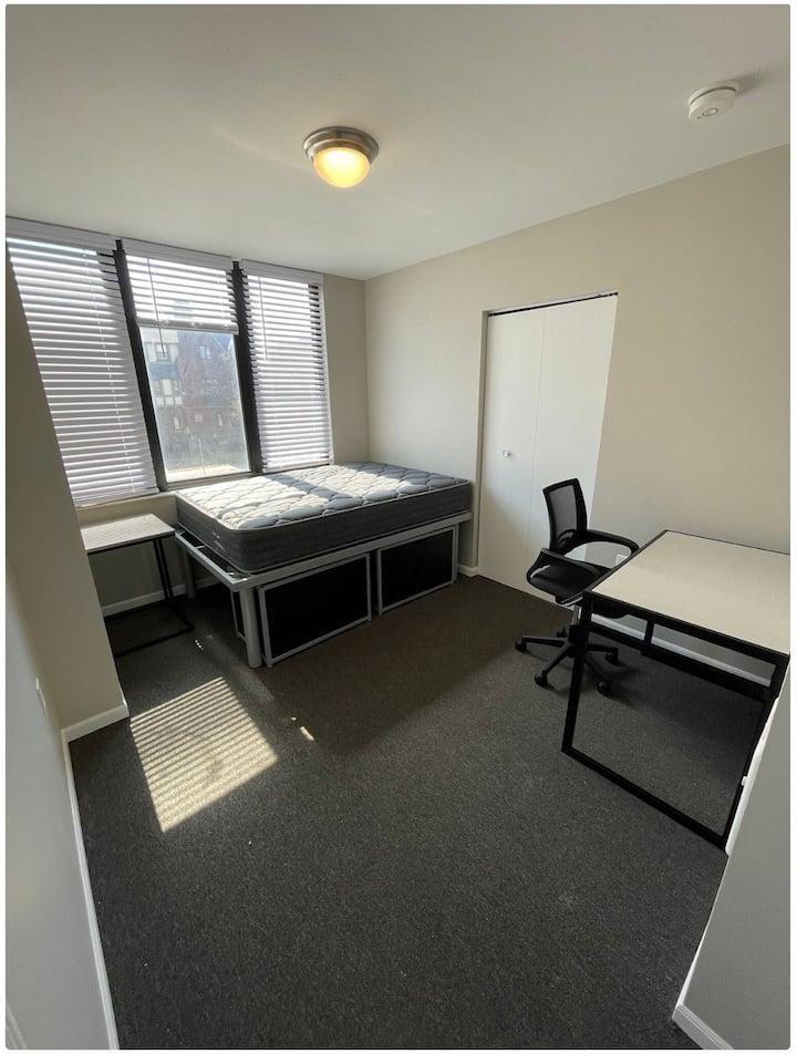 Uiuc Spring 2025 Sublease - Champaign, IL