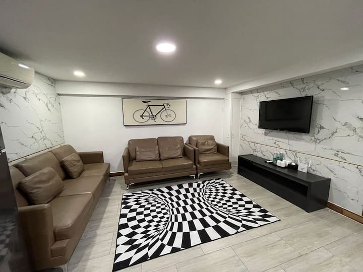 Apartment (Two Bedrooms) - Phnom Penh