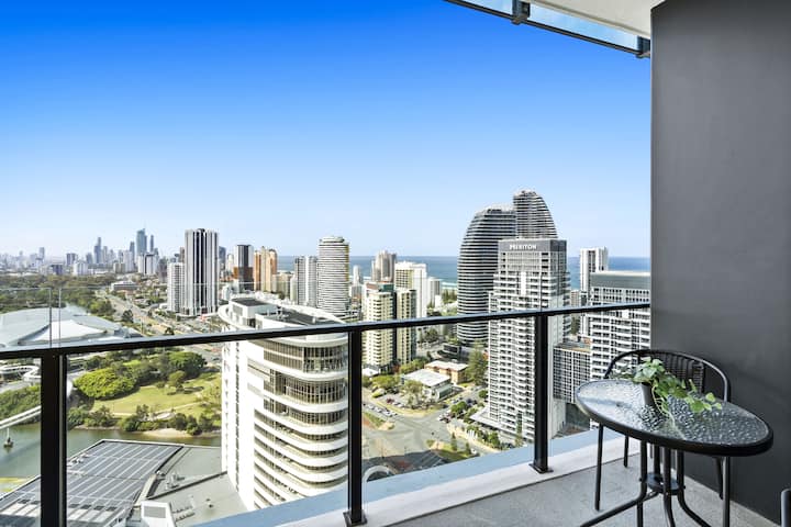 Cozy 2 Bedroom Apartment (No Parking) - Q Stay - Gold Coast