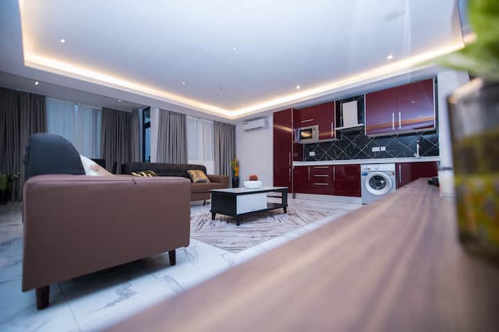 2bedrm With Pool & Jacuzzi Overlooking The Airport - Ghana