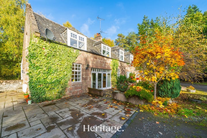 The Stables, Aboyne, Royal Deeside - Aboyne