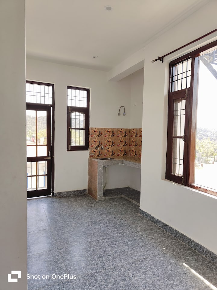 Trikuta Bed & Breakfast - Kangra