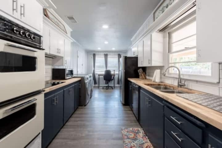 Blair Ridge | Poker Table | Minutes From Ttu - Lubbock, TX