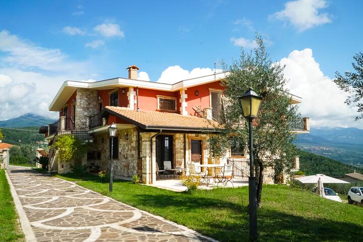 La Tenuta B&s - Fiuggi