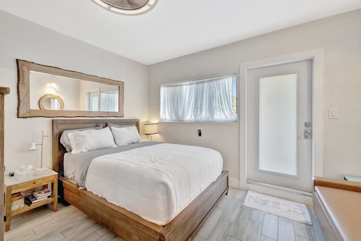 Cozy Space 5 Studio With Pool - Wilton Manors, FL