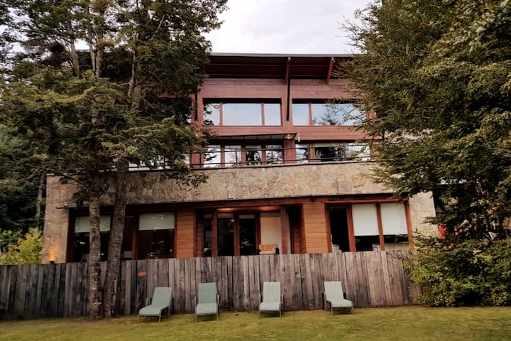 Ampel Hue Mountain House - Villa La Angostura