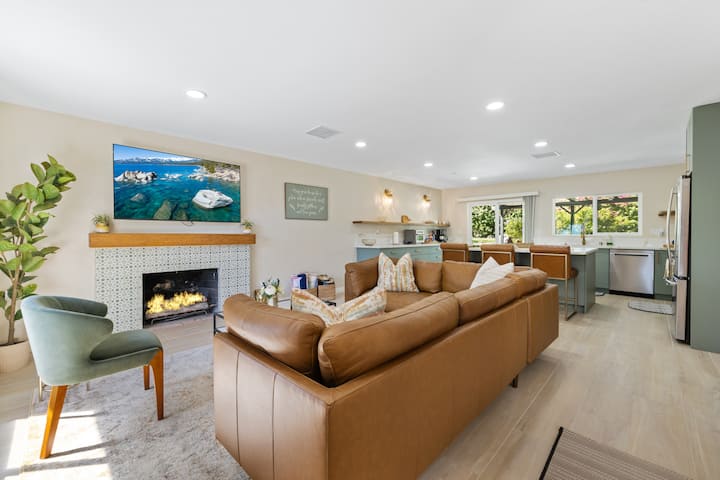 Palm Desert Retreat - Palm Desert, CA