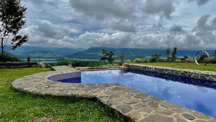 Vistas Del Paraíso Lodge - Jiménez