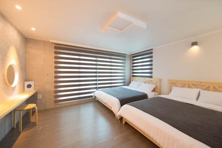 ① Hongdae*3br&2bath*free Wifi - Seoul