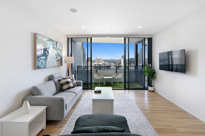 Ocean Paradise - Level 24
Ocean/river View|parking - Gold Coast