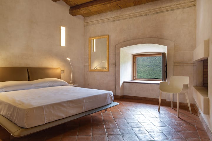 Camera In Palazzo Storico - Rocca di cambio