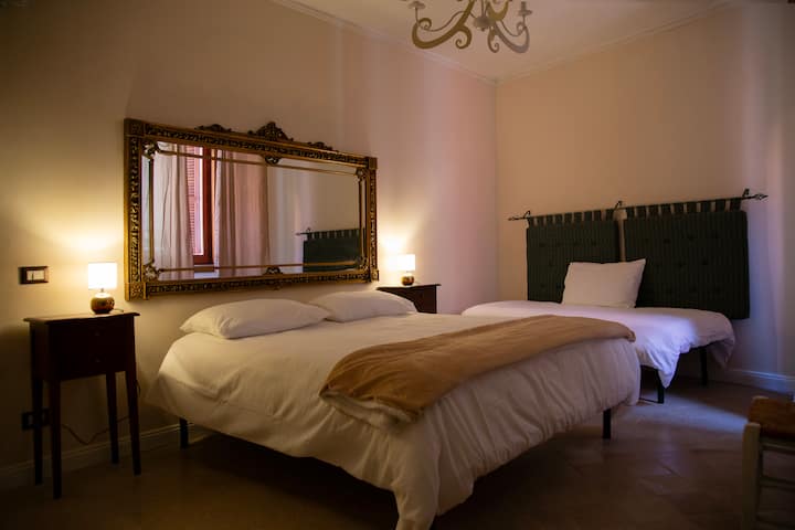 Menhir Rooms Camera 5 - Campobasso