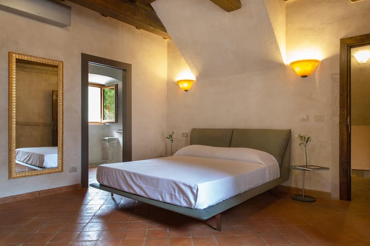 Camera In Palazzo Storico - Rocca di Mezzo