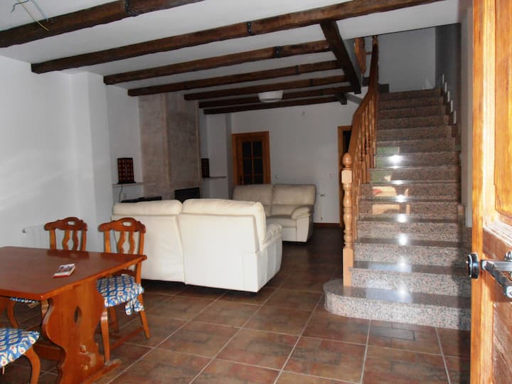 El Hogar Del Cazador | Casa Rural | Albacete - Montealegre del Castillo