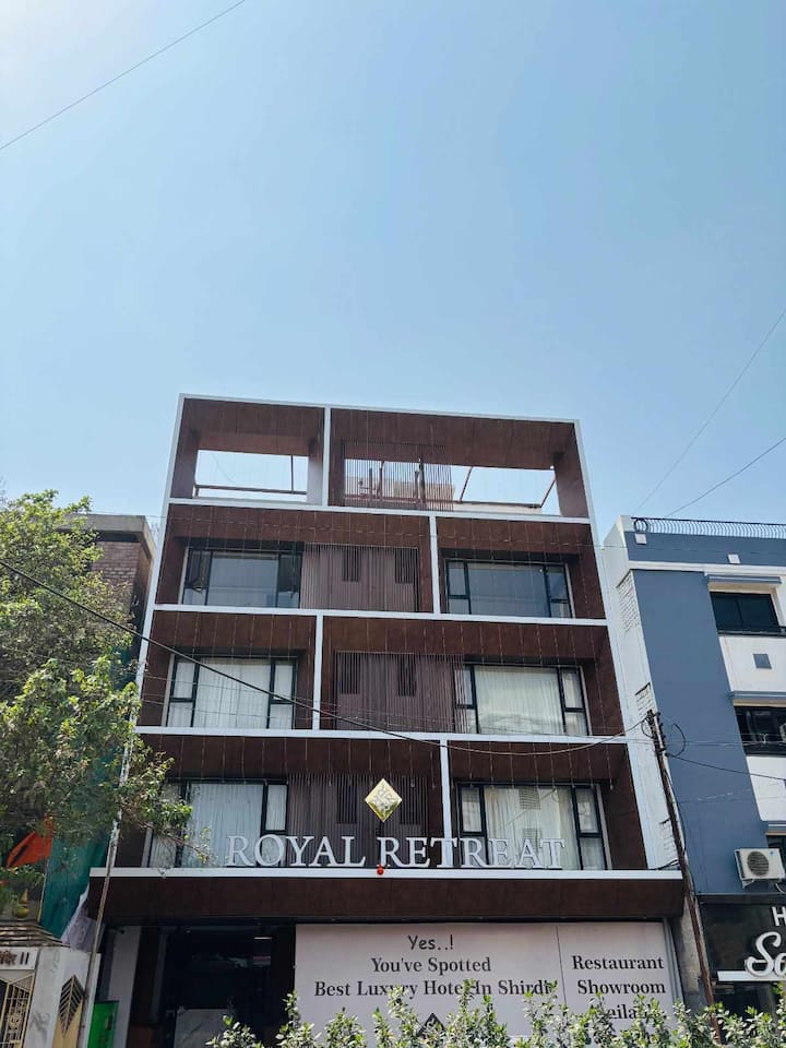The Royal Retreat Shirdi - 100 Meters From Temple - Shirdi