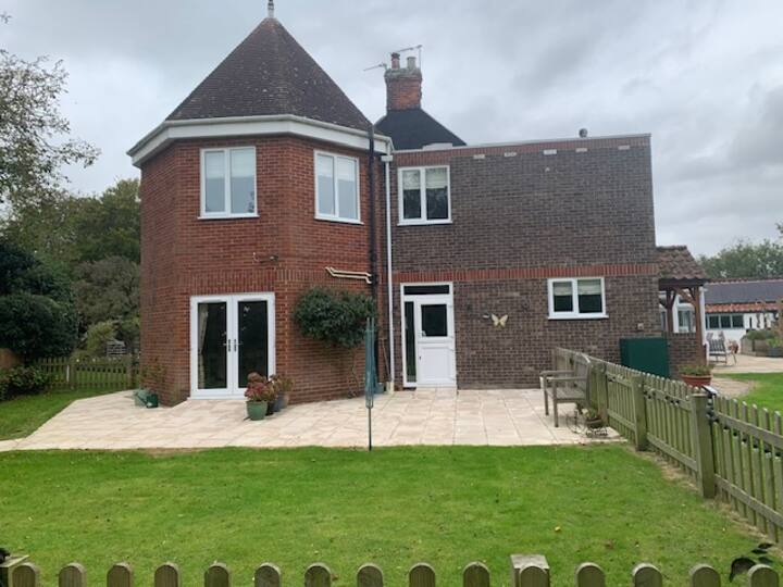 Orchard Corner Pepper Pot Tower - Sea Palling