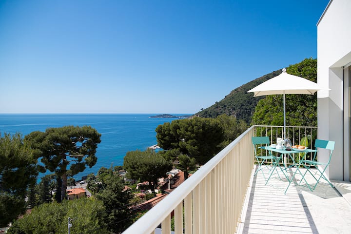 Hilltop Villa With Amazing Views - Saint-Jean-Cap-Ferrat