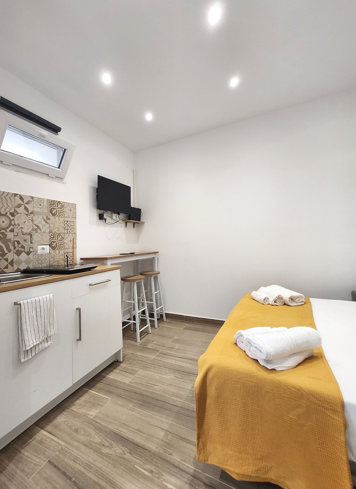 La Casa di Elio 1 - Studio-Apartment - Wohnungen zur Miete in Syracuse ...