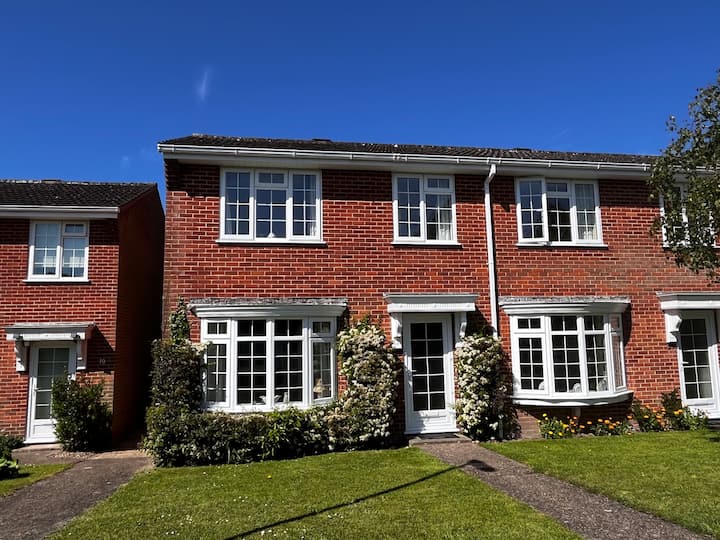 20 Windmill Cottage - Milford on Sea