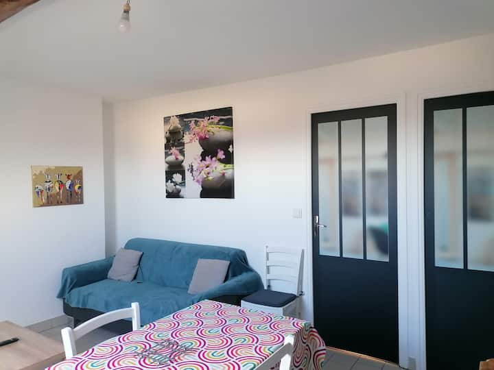 2 Appartements Sur Le Même Palier Avec Parking - Doué-la-Fontaine