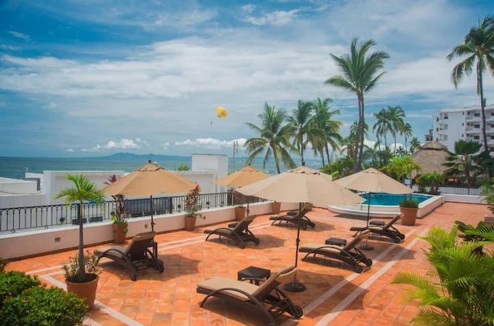 Beautiful Beach Street 2bd/2ba - Puerto Vallarta