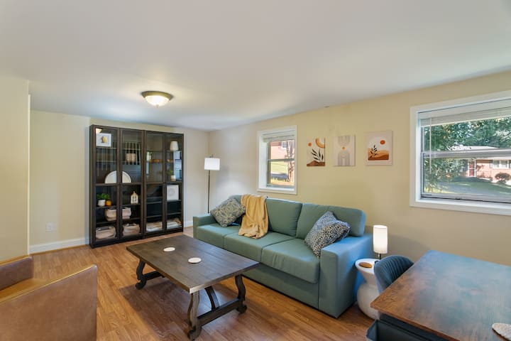 Perchwood Manor| Close To Lu - Lynchburg, VA