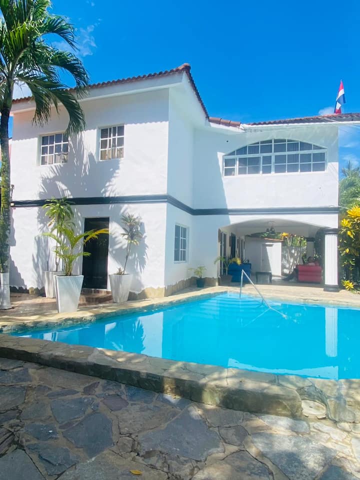 9 Bedrooms Villa In Sosua - Sosúa
