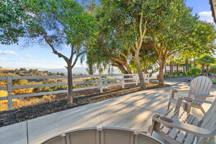 Escape To Paradise With View: 3 Br, Wine/game Room - Frog Lake, Morgan Hill