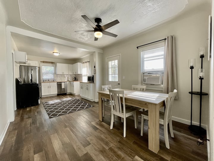 Cozy 2 Bedroom On Quiet Street. - Wyoming, MI