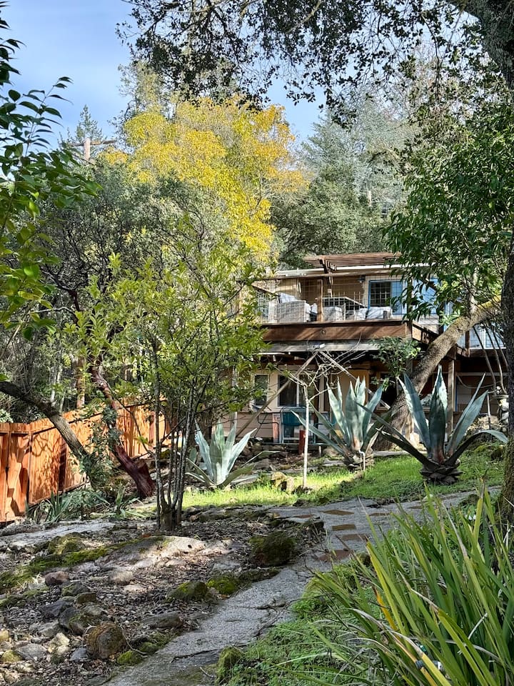 Sonoma Cottage - Vino Oasis - Sonoma, CA