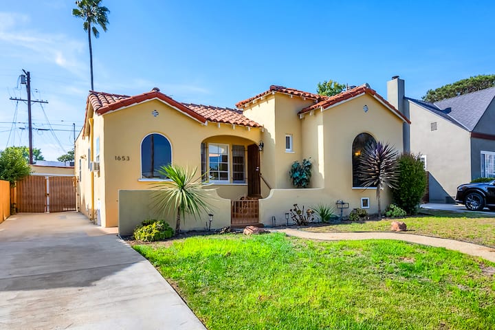 Casa Ogden, A Charming Spanish Home In Heart Of La - Beverly Hills, CA