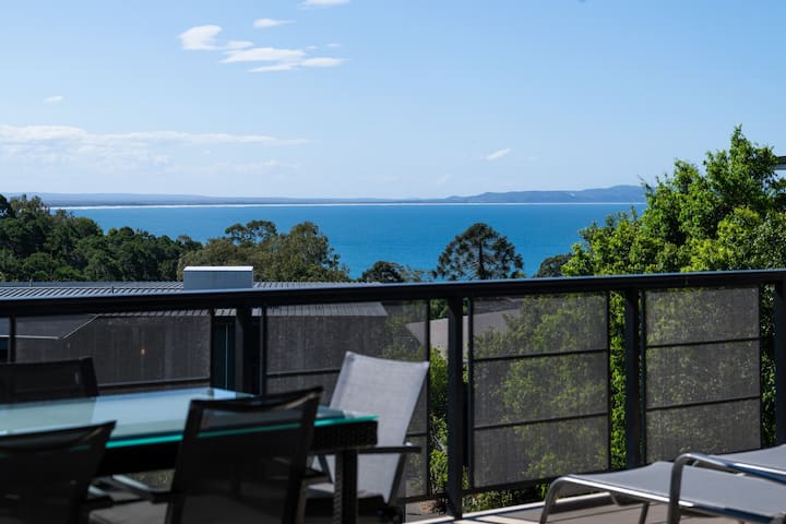 Panoramic Ocean Penthouse - Noosa Heads