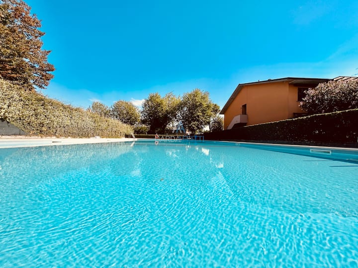 Giardino Apartment - Ristrutturato Con Piscina - Sirmione