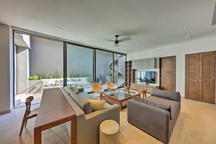 Upscale Cabo Home W/jacuzzi - Cabo San Lucas