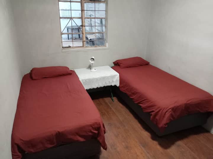 Your Cozy Home Away From Home. - Soweto