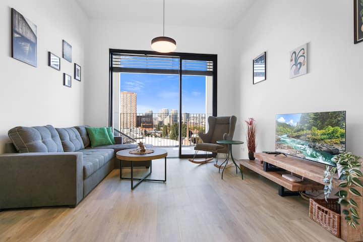 Apt W View & Garage Parking - Bratislava