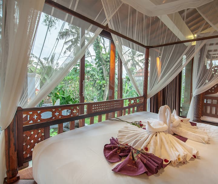 4br Villa Valley View With Amazing Infinity Pool - Ubud