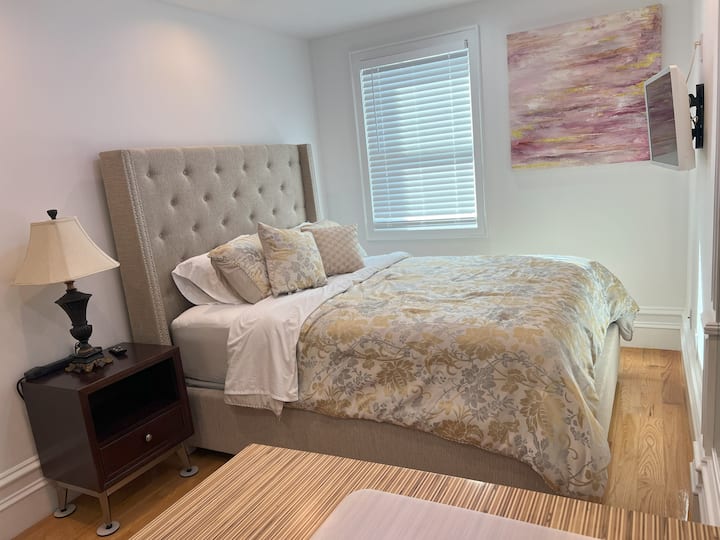 Charming 1-bedroom With Ac-wifi - New York