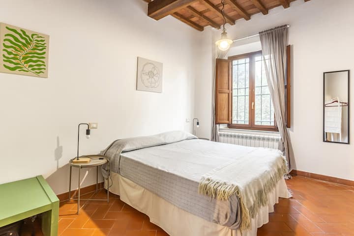 Guesthost - Cozy Apartment With Parking In Lucca - Lucques