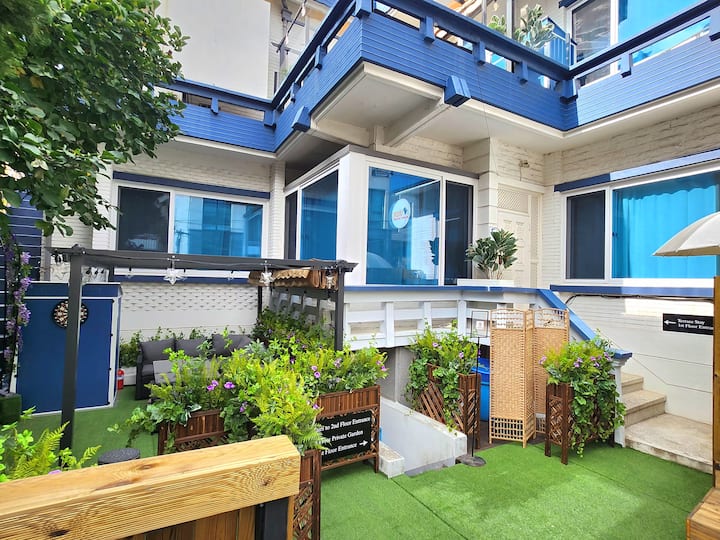 홍대중심|테라스 스테이1층|br3|샤워2|정원|빠른응대| - Seoul