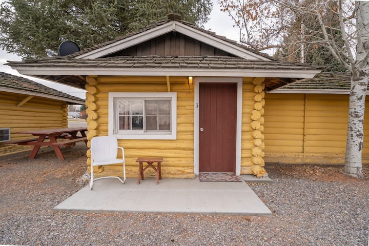 Ashton Historic Cabins: Cabin 3 - Ashton, ID