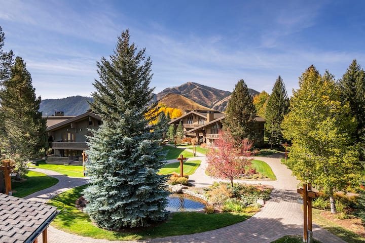 Lodge Ii Penthouse Sleeps 8 - Sun Valley, ID