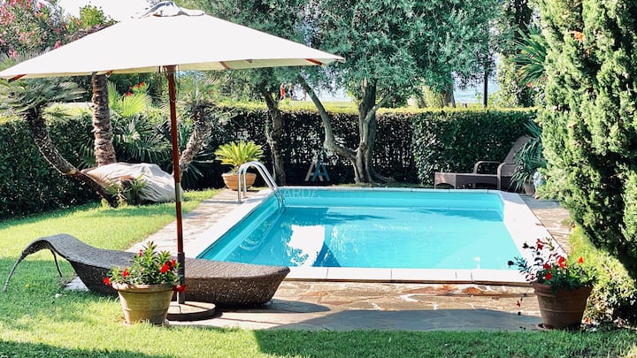 Villa Bionda-unique Gem With Private Pool - Sirmione