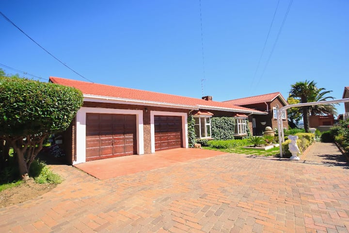 The Advocate Suites Manor - Lesotho