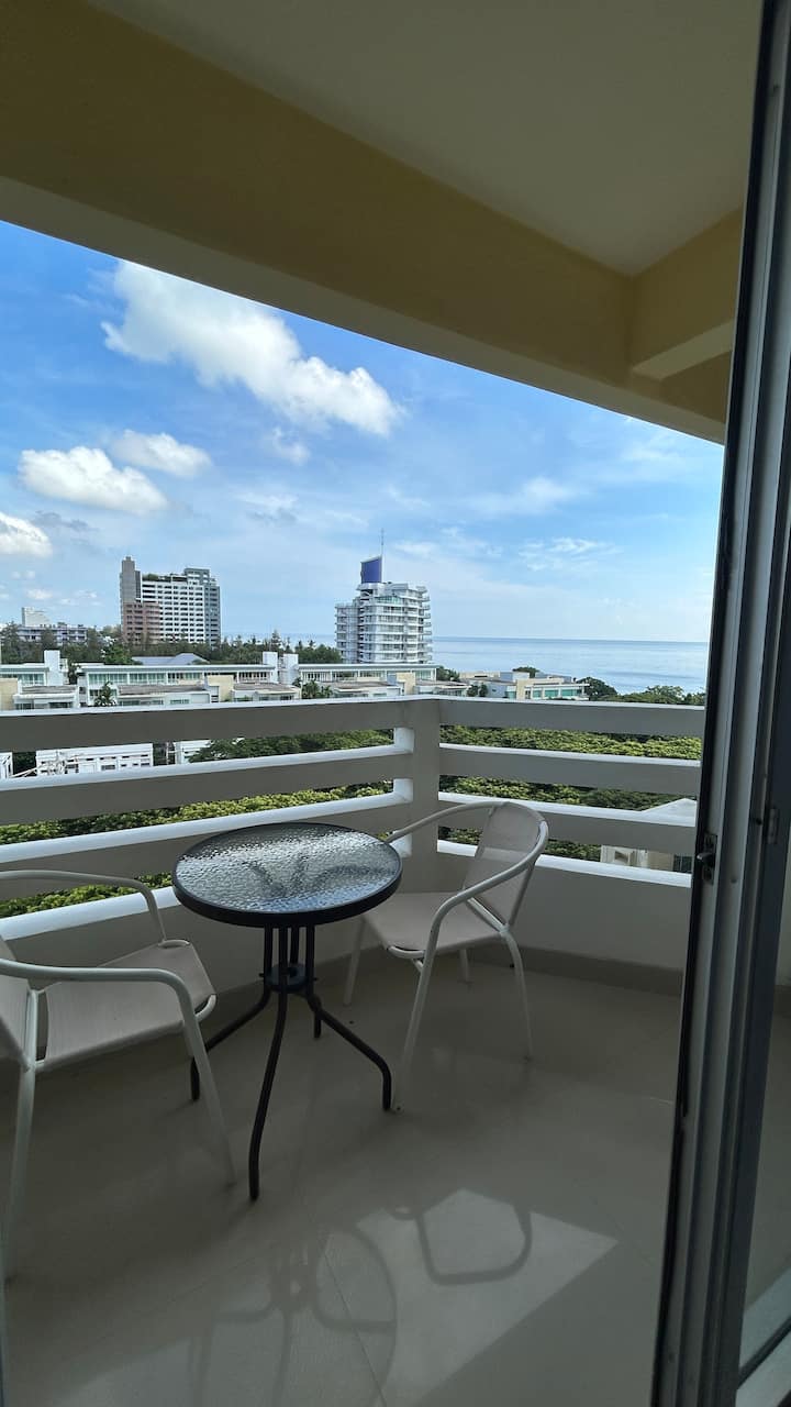 Skyline Seaside Room - Hua Hin