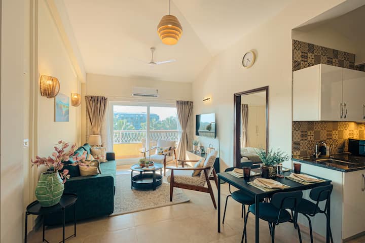 1 Bhk Balcony Retreat Closer To Candolim Beach - Goa