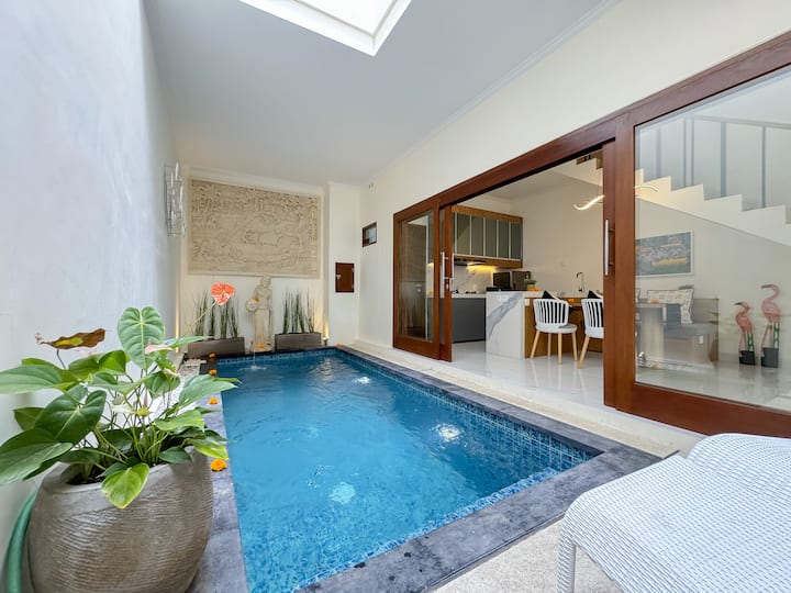 Simple Minimalist 3br Family Villa Seminyak - Denpasar